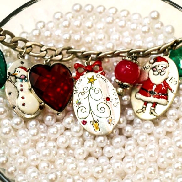 ICON | Jewelry | Nwt Icon Christmas Charm Bracelet | Poshmark